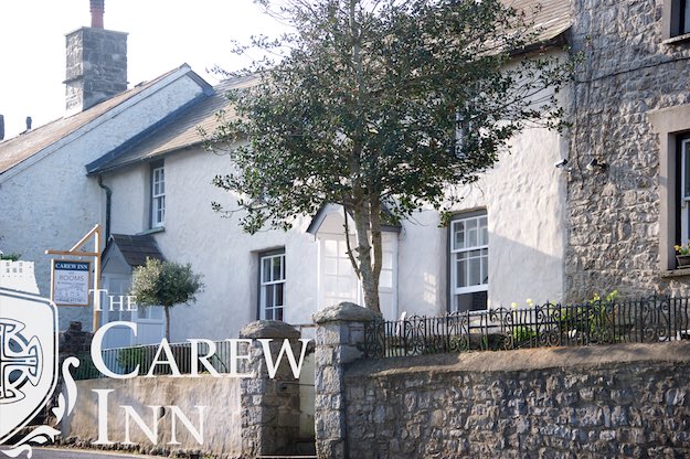 Carew castle serviced accommodation self catering cottage holiday ...
